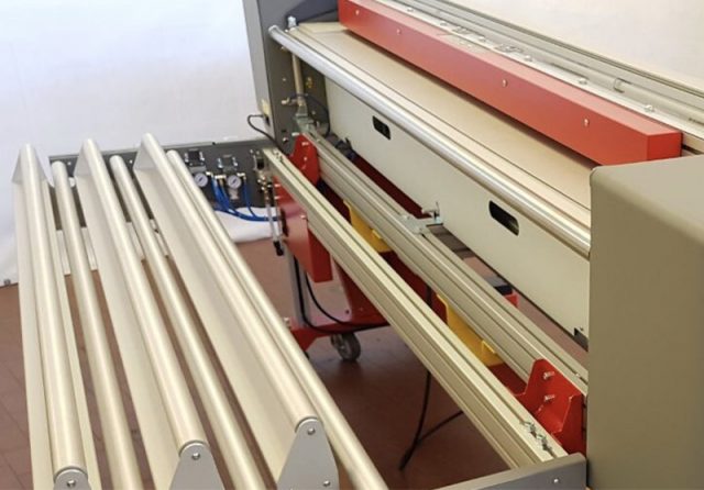 Colex | Fotoba Inline Cutting | Pneumatically Controlled Buffer